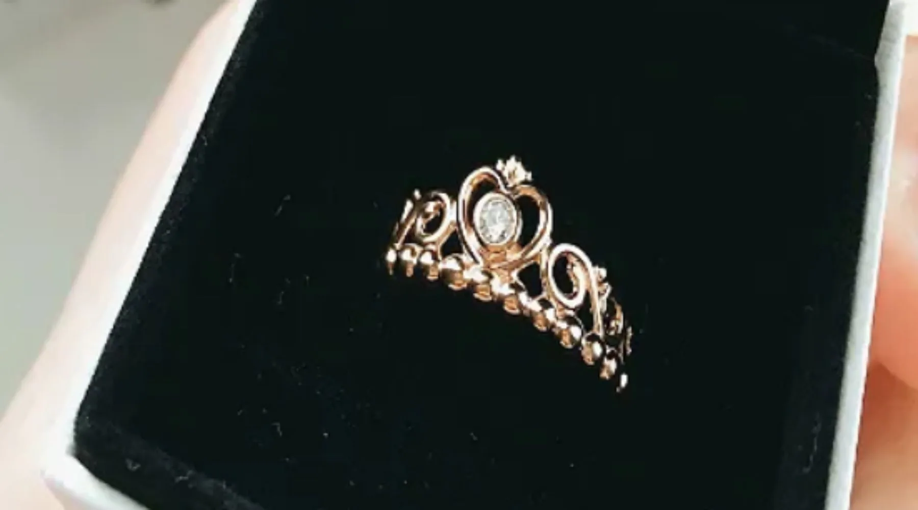 7 feminine jewellery brands just like Pandora 2025 | Finder Shopping