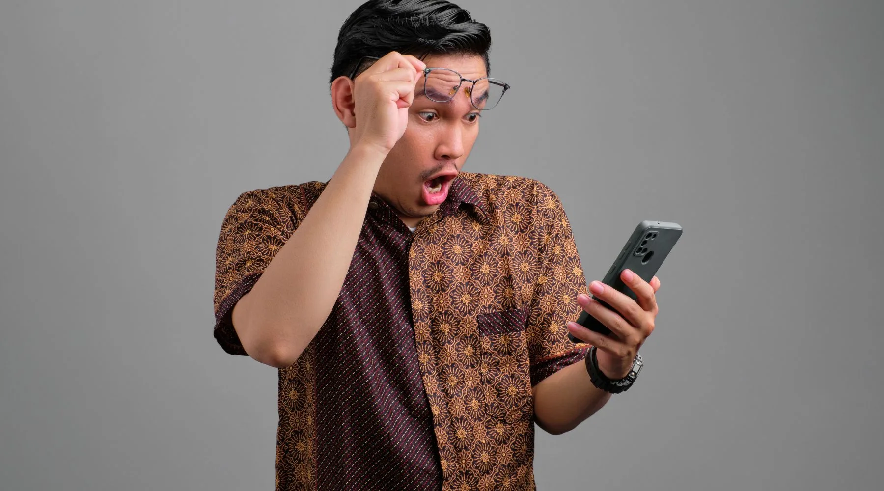 Telstra buys Boost: What does it mean for customers? | Finder