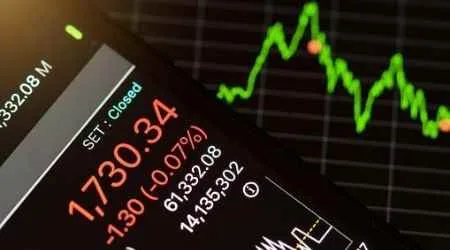 Options vs. stocks: Which is the better investment? | finder.com